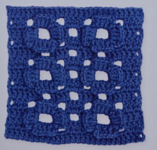 Free Pattern – Blanket from Embossed and Daisy Squares – Design Peak