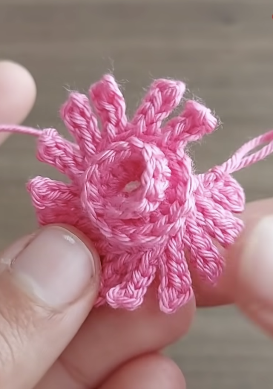 Super Easy Crochet Flower Tutorial – Design Peak